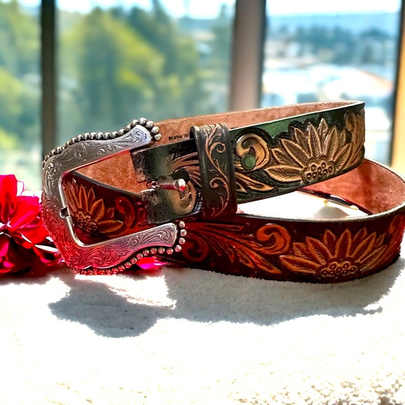 Tony Lama | Accessories | Nwt Tony Lama Western Leather And Silver Belt ...